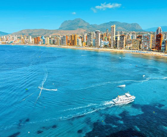 Fly 4 Travel * Agentie de Turism